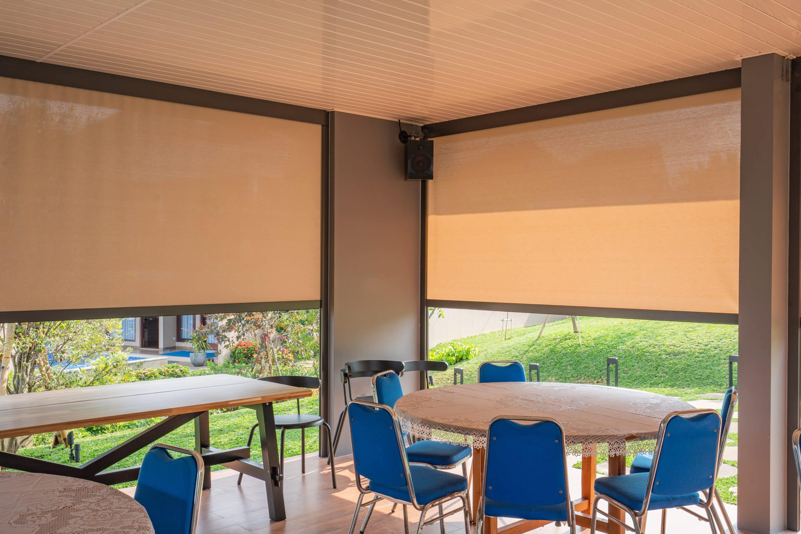 Ziptex Blinds bergaransi di Onna Kreasi Estetika Franchise Store